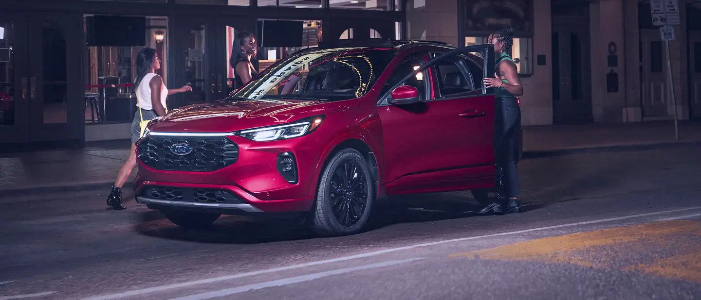 Ford Escape - Compact SUV with Style & Versatility