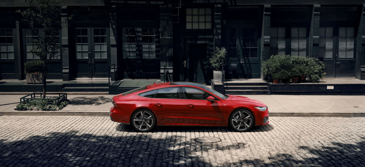 Best Hatchbacks 2024 : Benchmark for Luxury