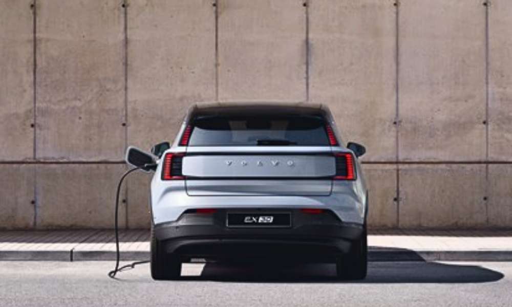 Volvo Agrees To Adopt Tesla's Charging Port Technology For EVs