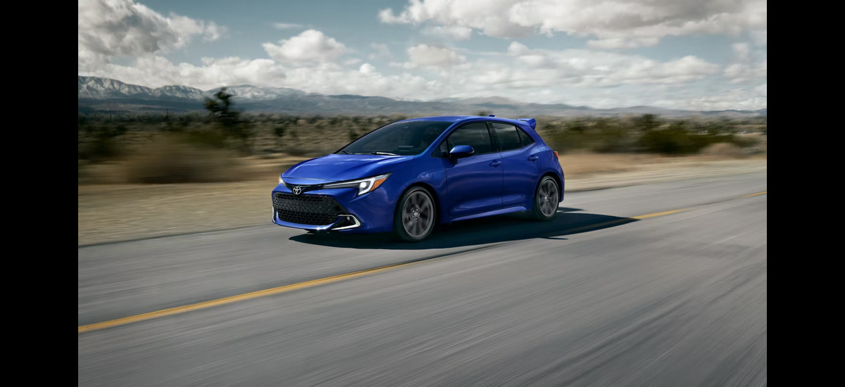 Best Hatchbacks 2024 : Benchmark for Luxury