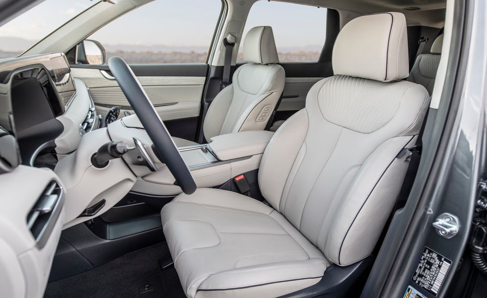 Best 6 Passenger Vehicles for Group Travel: Comfort Ride