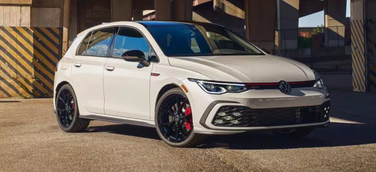 Best Hatchbacks 2024 : Benchmark for Luxury