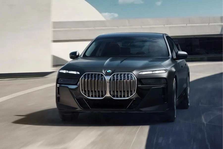 Create Your Custom BMW | Design Your Perfect Vehicle