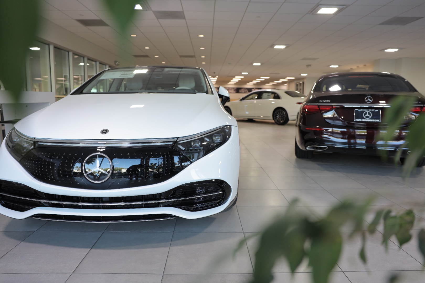 W.I. Simonson: Mercedes-Benz Dealer in Santa Monica, California | Carweek