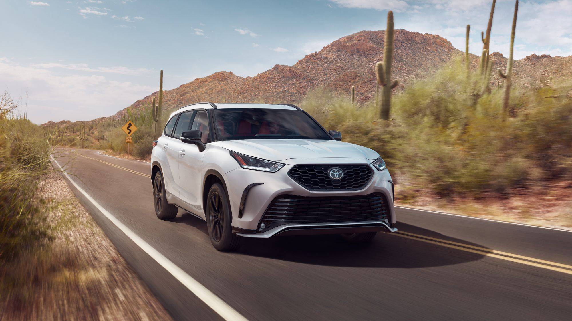 2024 Toyota Highlander Hybrid Specs, Features, Photos & Pricing
