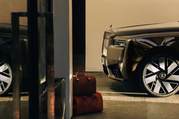 2025 Rolls-Royce Cullinan AWD 4dr SUV: Worth It? | Specs & Value