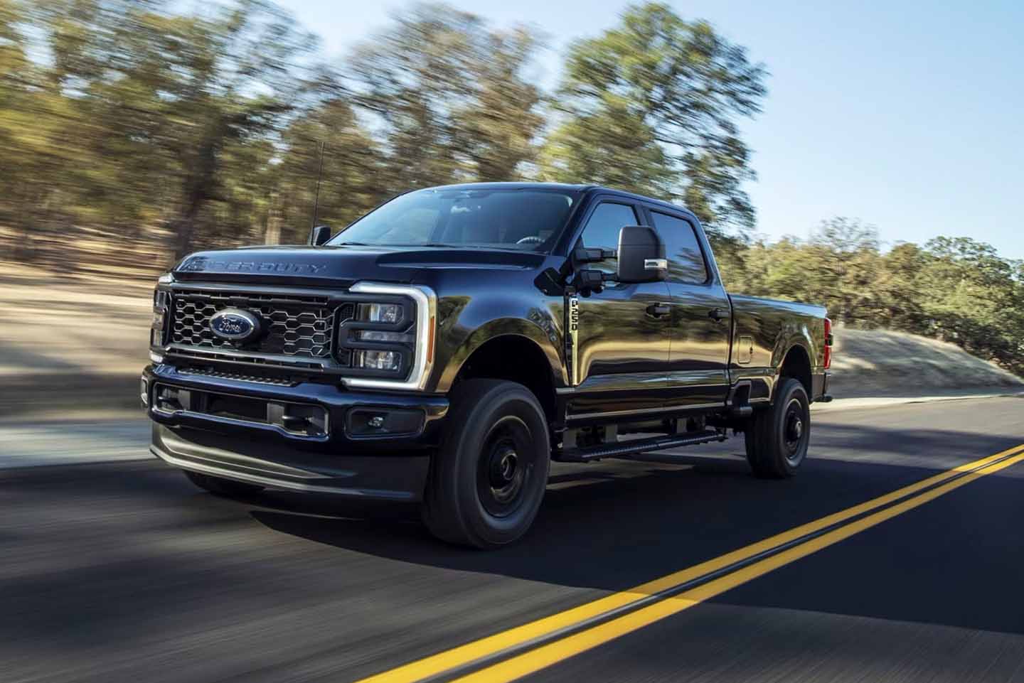 Inside the 2023 Ford F-250 Super Duty – Specs, Style & More!