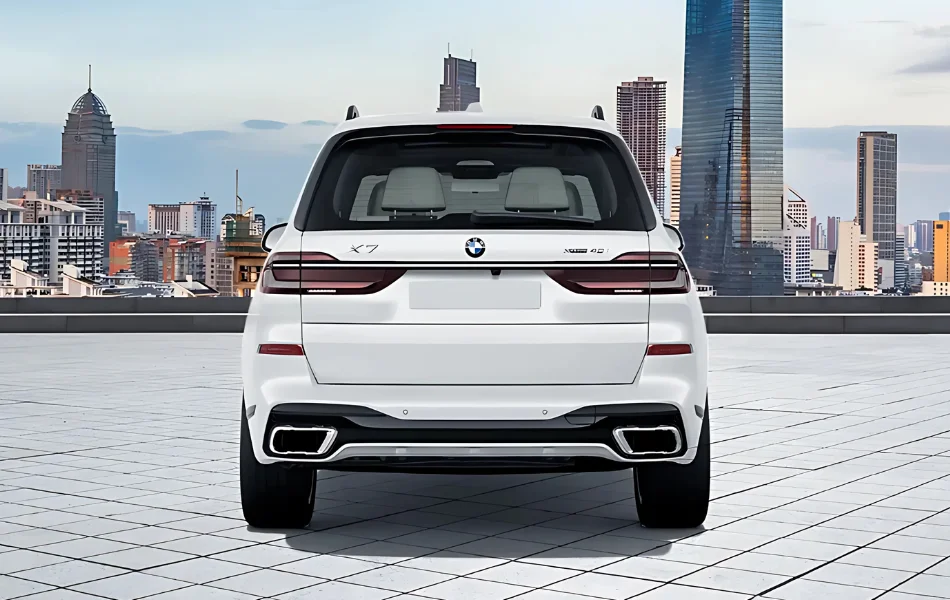 Compare 2025 BMW X7 Trims and Features
