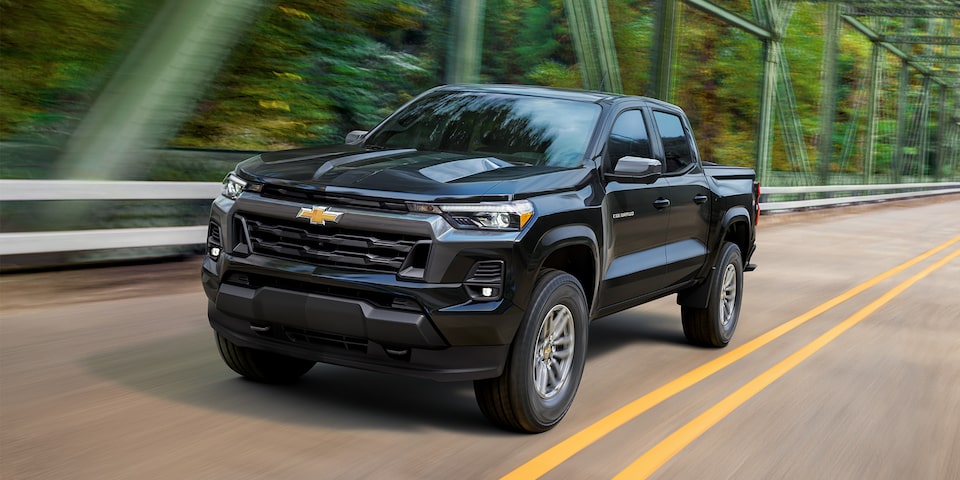 2024 Chevrolet Colorado 4x2 Work Truck 4dr Crew Cab 5 ft. SB Specs ...