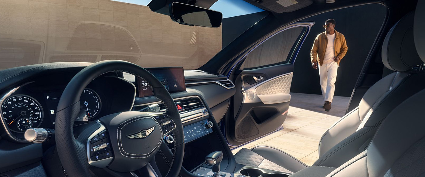 2025 Genesis G70 Overview | All Specs & Features