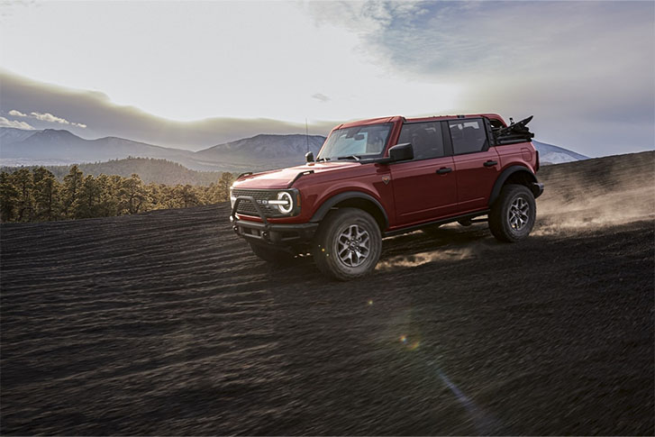 Inside the 2024 Ford Bronco – Specs, Style & More!