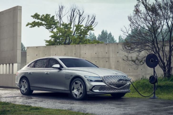 2025 Genesis Electrified G80 Specs, Review, Pricing & Photos