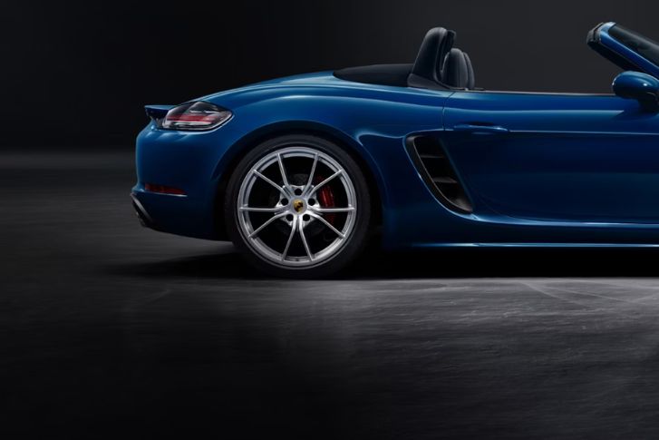 2025 Porsche 718 Boxster 2dr Roadster Specs & Review