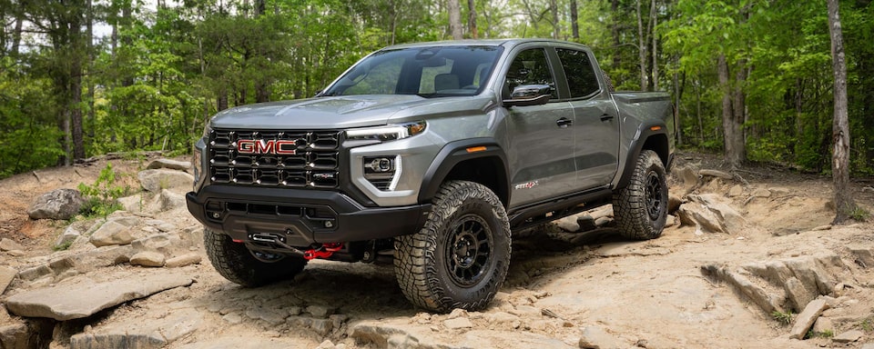 Explore the 2024 GMC Canyon – Features, Safety & Power
