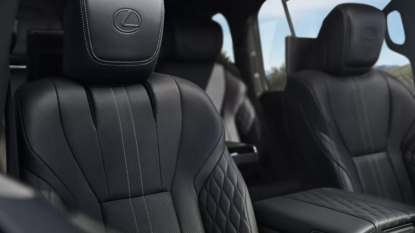 2026 Lexus LX 600 Review | Specs, Features & Prices