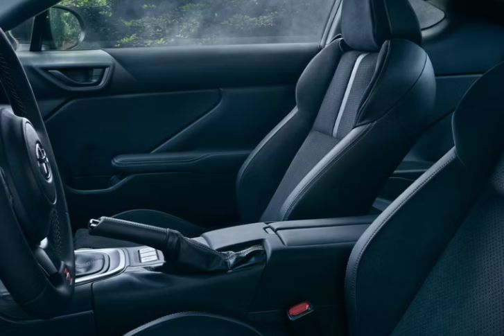 Explore the Features of 2025 Toyota GR86: In-Depth Review
