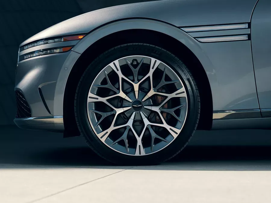 2026 Genesis G90 Research | Specs, Trims & Price