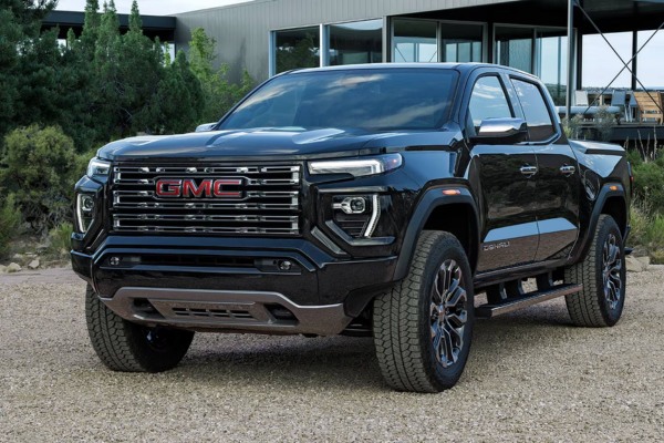 Detailed 2026 GMC Canyon 4x2 Elevation 4dr Crew Cab 5 ft. SB Specs ...