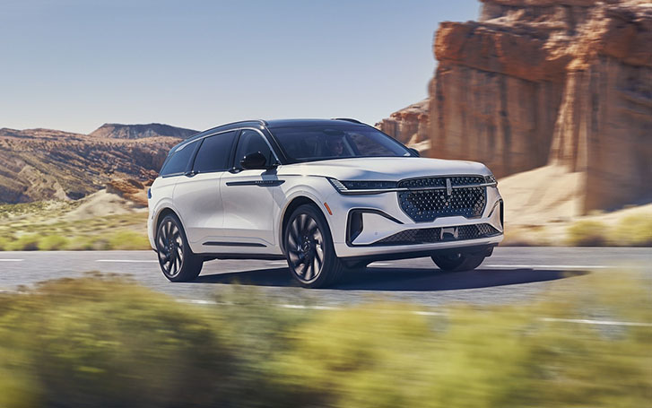 2025 Lincoln Nautilus SUV Review & Pricing | Usedcarsforsale.com