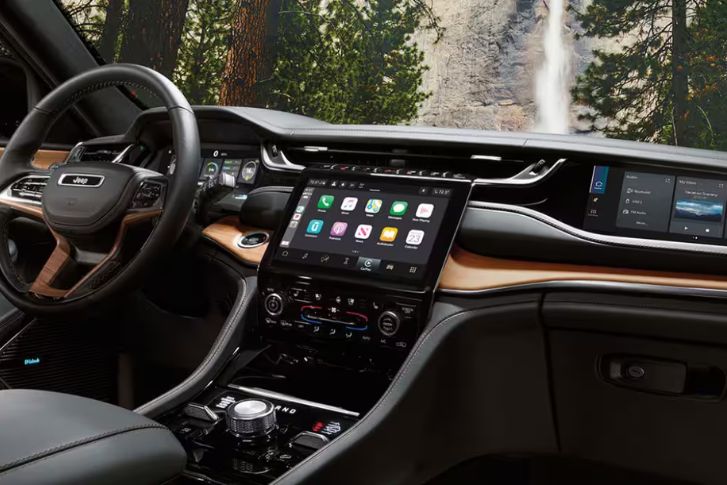 2025 Jeep Grand Cherokee Features & Specs | Research, Compare & Review