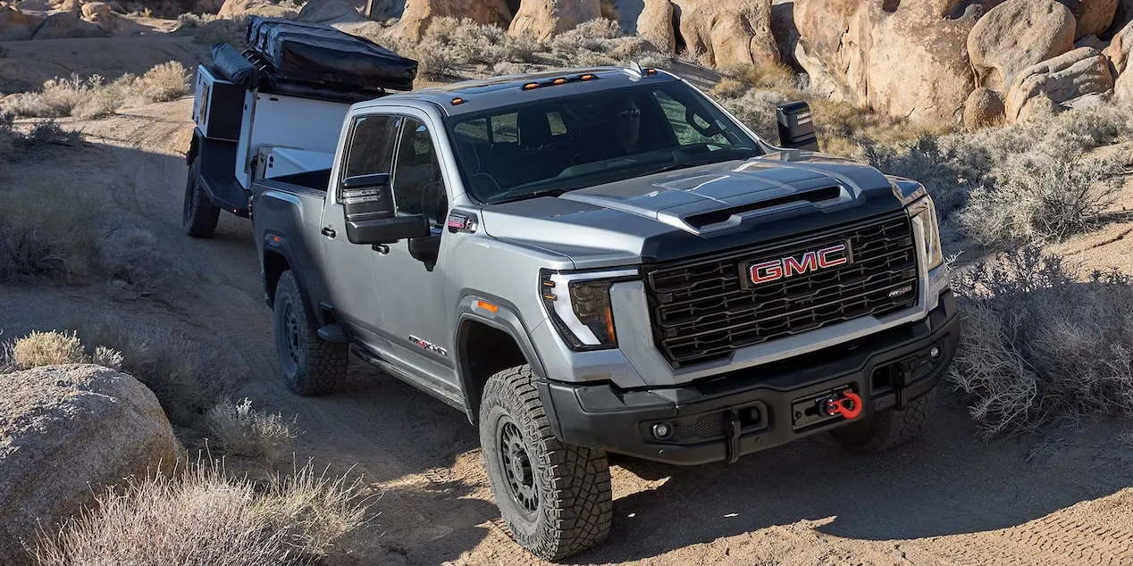 Detailed 2026 GMC Sierra 2500HD 4x2 SLE 2dr Regular Cab LB Specs & Tech ...