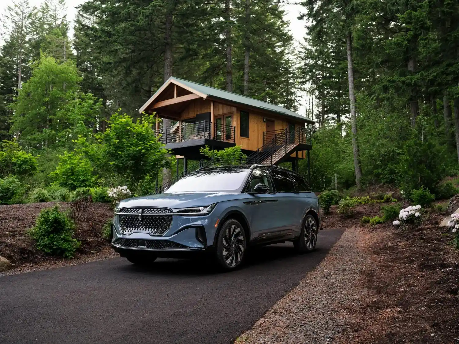 2026 Lincoln Nautilus Hybrid | Specs, Trims, and MPG