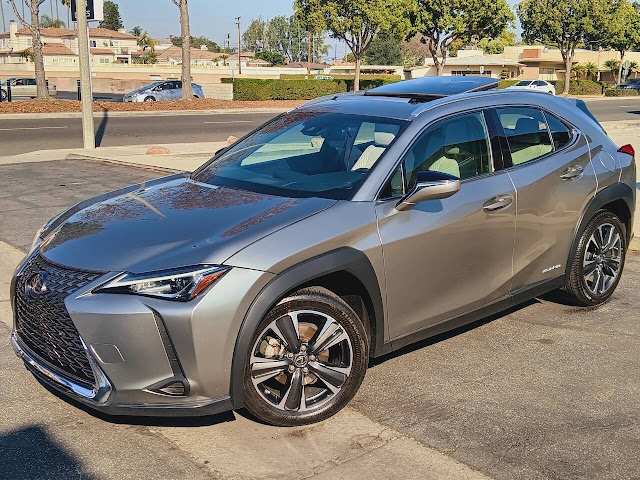Used Wagon 2019 Lexus Ux 250h Luxury Awd 4dr Crossover for sale in ...