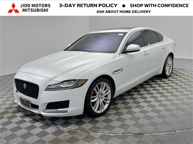 Used Sedan 2017 Jaguar Xf 35t Prestige for sale in Des Plaines at ...