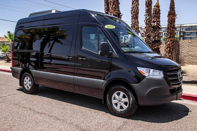 Used Minivan 2023 Mercedes Benz Sprinter 2500 Passenger 144 Wb for sale ...